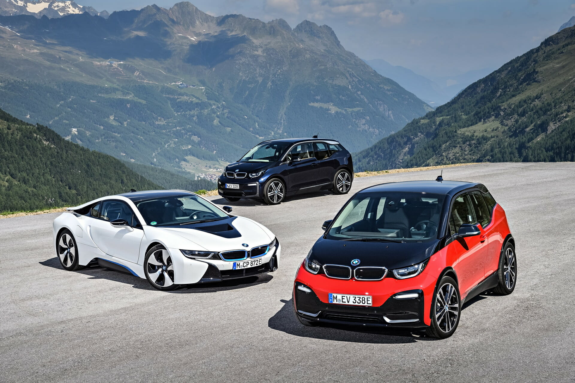 There Are Now Half A Million BMW Electric Vehicles On The Road